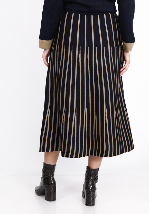 Юбка А-силуэта в полоску купить со скидкой в интернет-магазине Леомакс