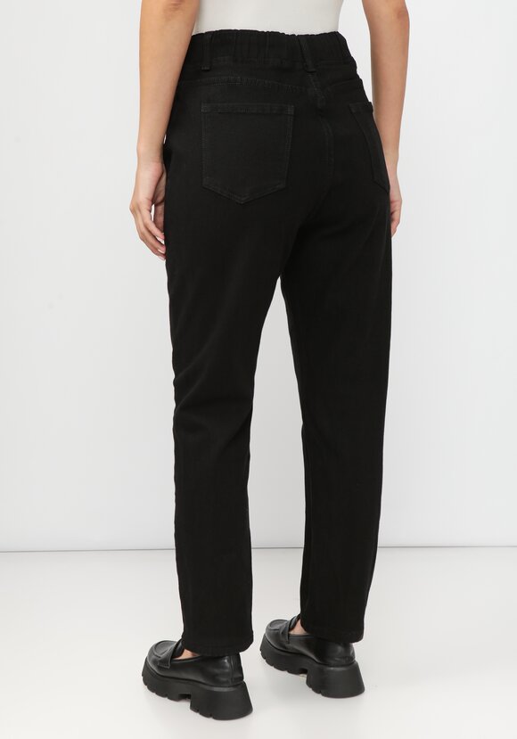 Джинсы утеплённые на резинке — купить со скидкой в магазине Леомакс за руб